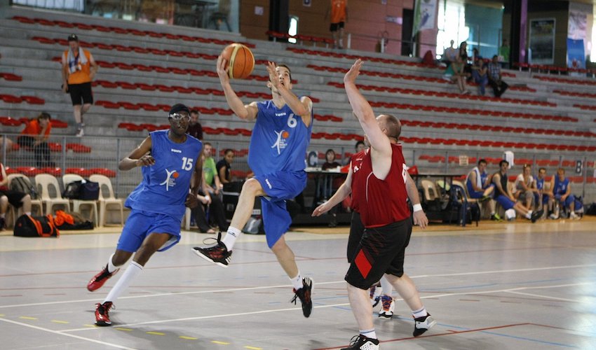 Le sport adapté au handicap : un formidable bienfait - SPORTMAG